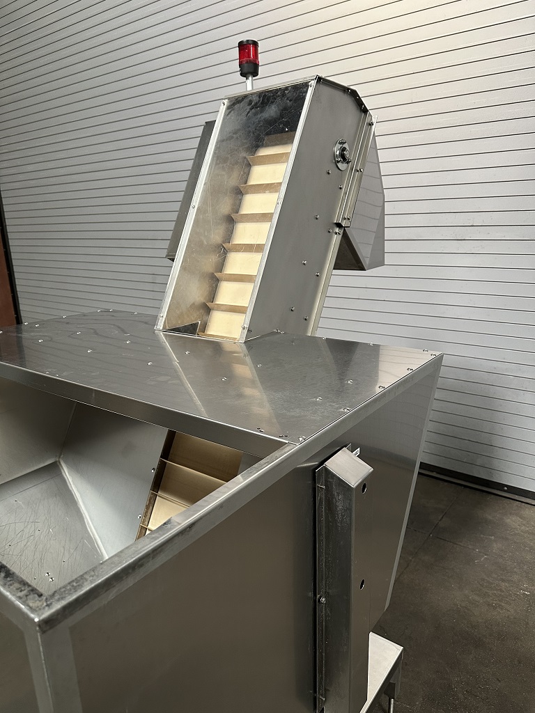 PSG 30 CU FT STAINLESS CAP FEED HOPPER FEEDER | Used Packaging ...